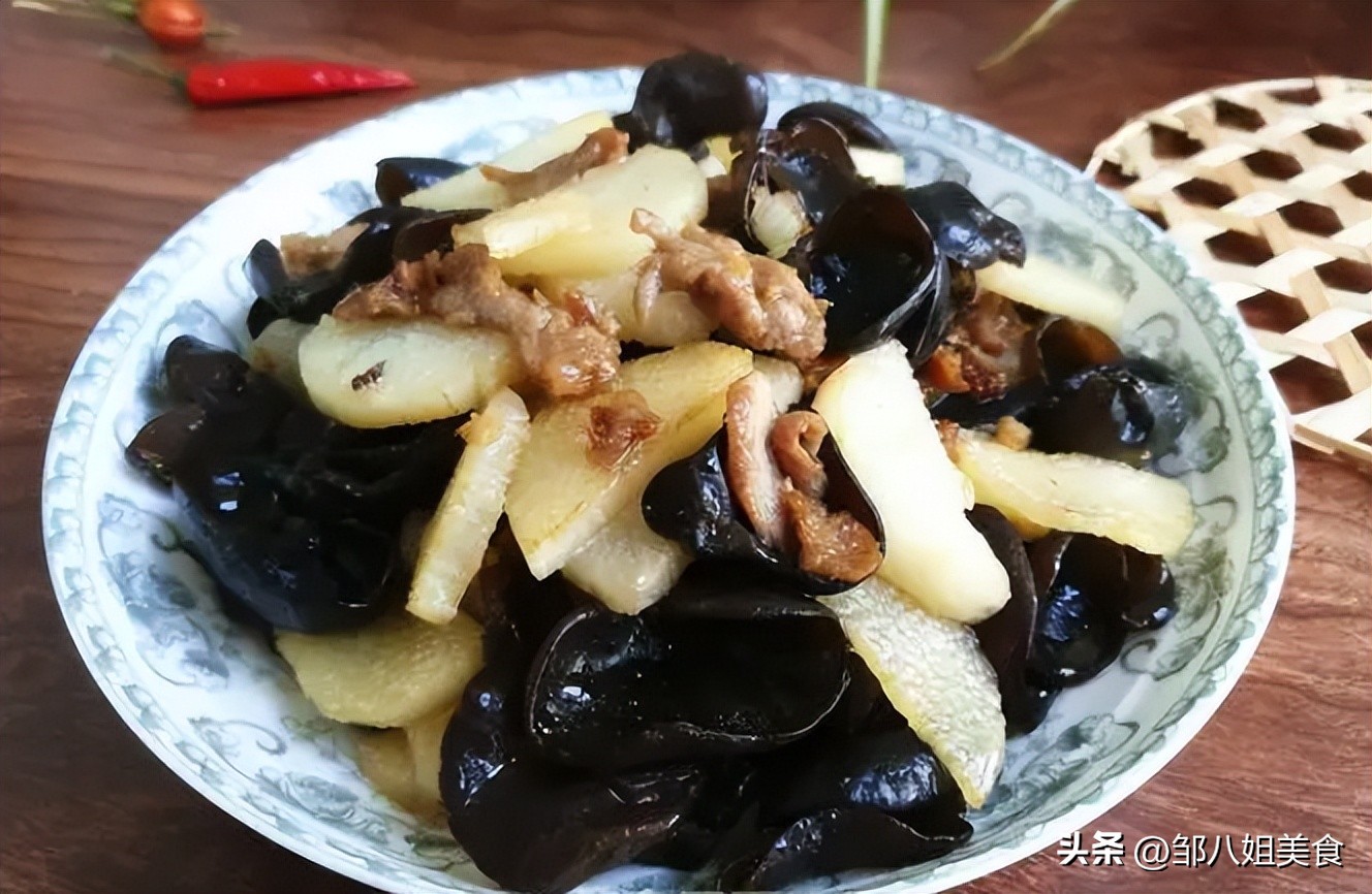 As the saying goes, "Eat the three treasures in October, and have good ...