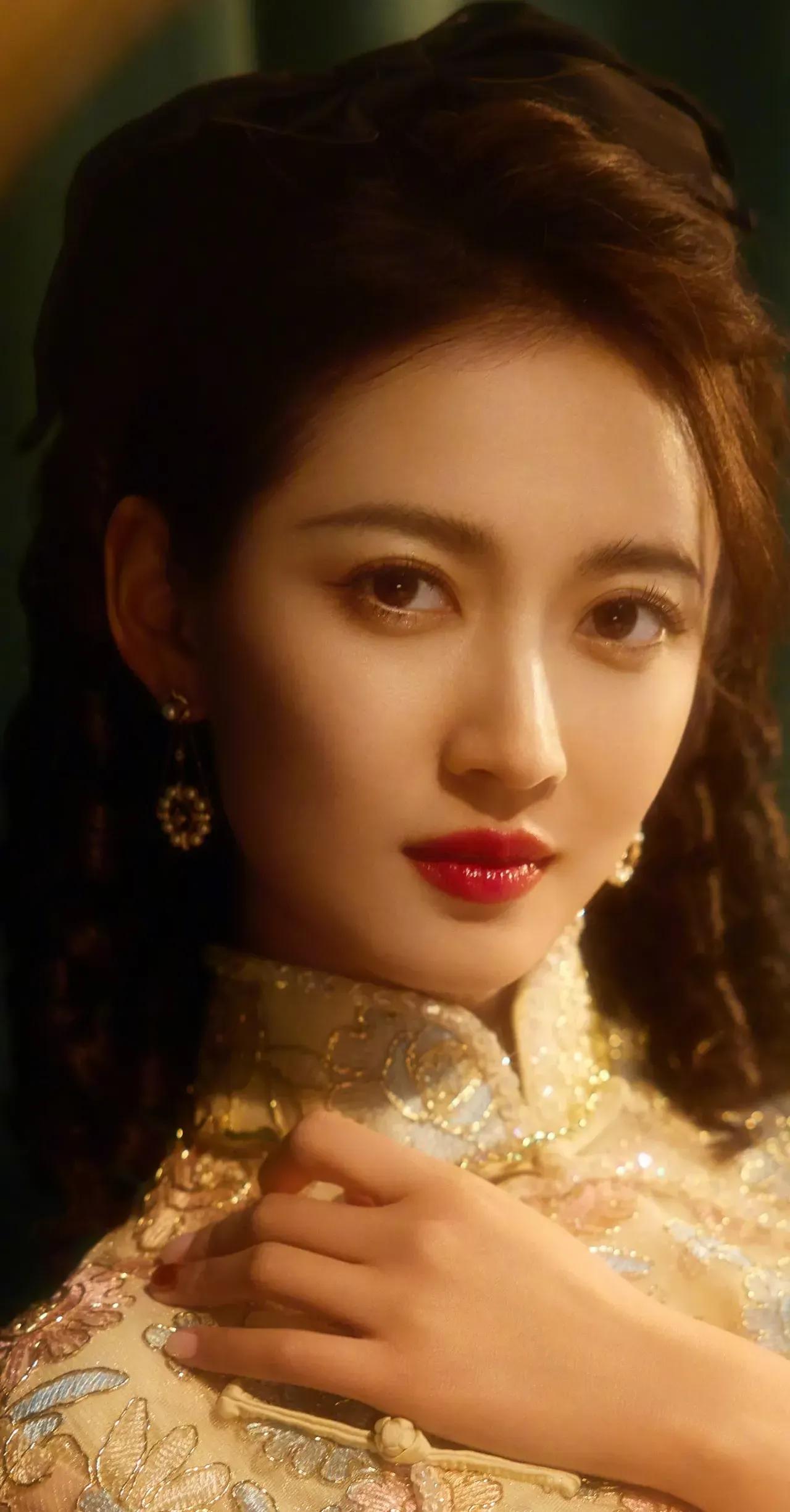 [Chen Yuqi Wallpaper] Invite Xinghe to be a guest in your dream - iNEWS