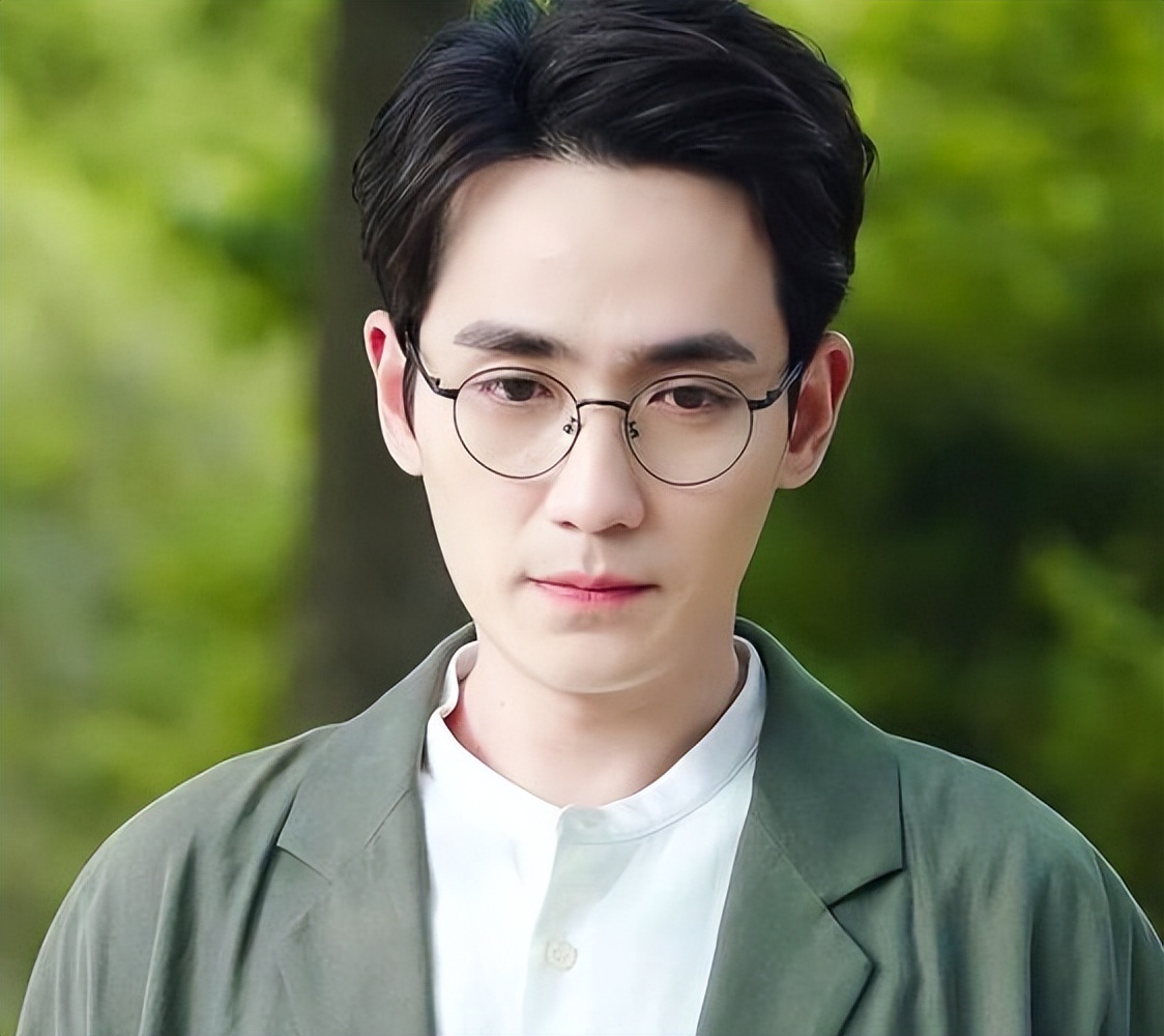 The dilemma of 85 students: Zhu Yilong and Huang Xuan were short of ...