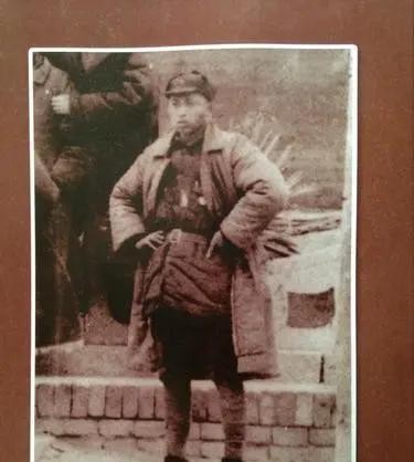 In 1970, General Li Tianyou died suddenly. Upon hearing the news, Zhou ...