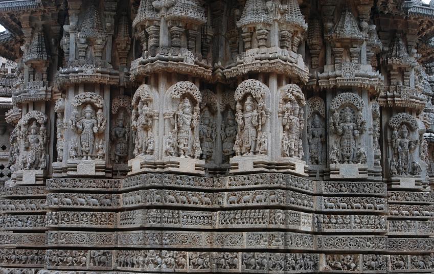 Medieval Northern Style Hindu Temple Architecture and Sculpture Art - iNEWS