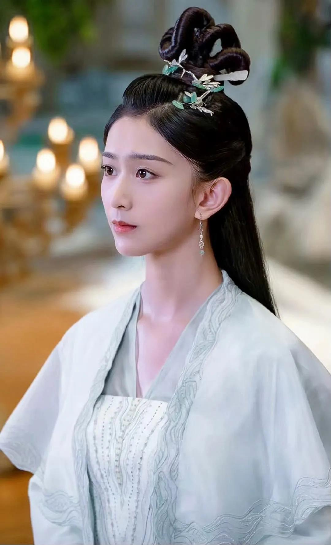 Jia Ze as Zhuo Yunji - iMedia