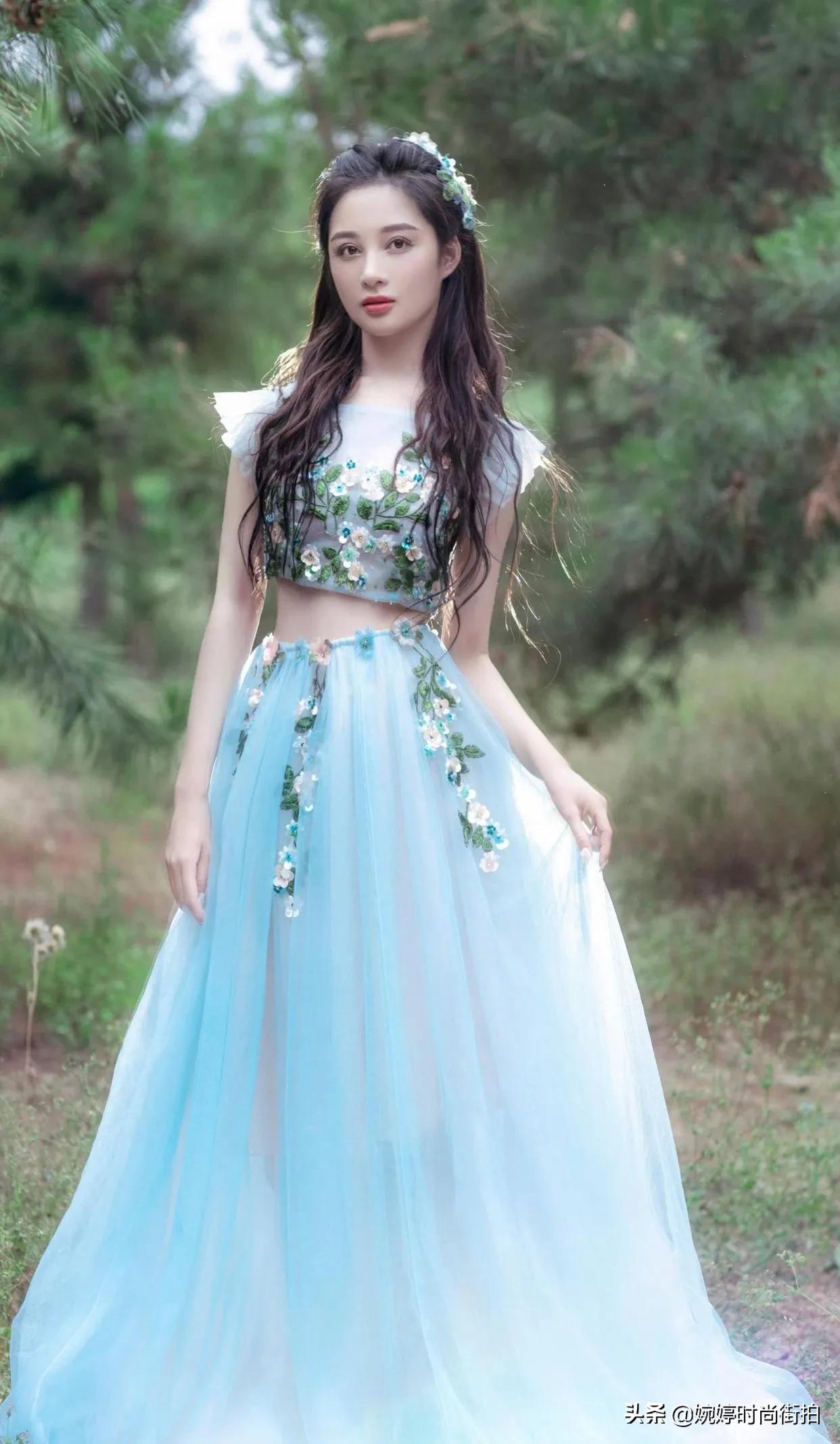 Fashion photo series: Sun Jialu is so beautiful, as if she has fallen ...