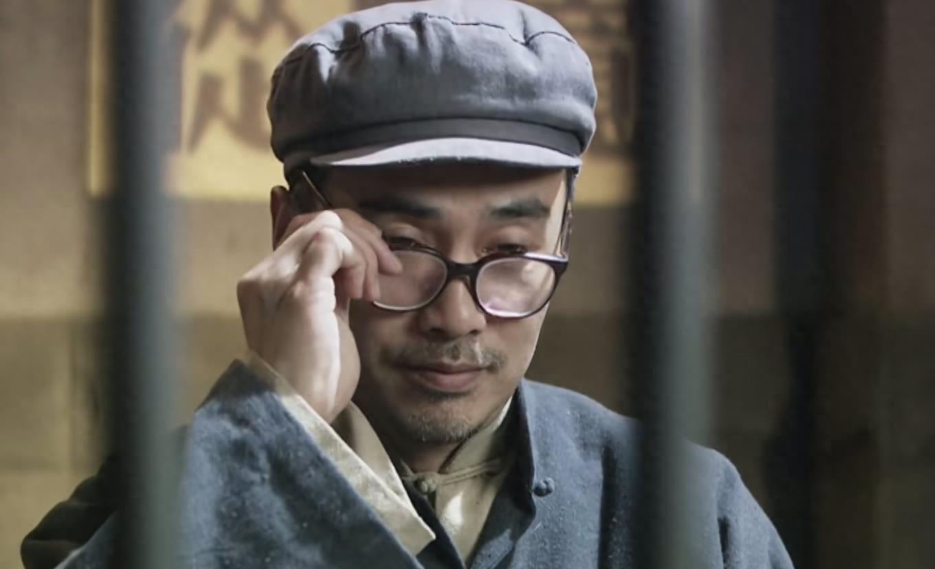 "Stalker" premieres on CCTV tonight! I can't hide my excitement ...
