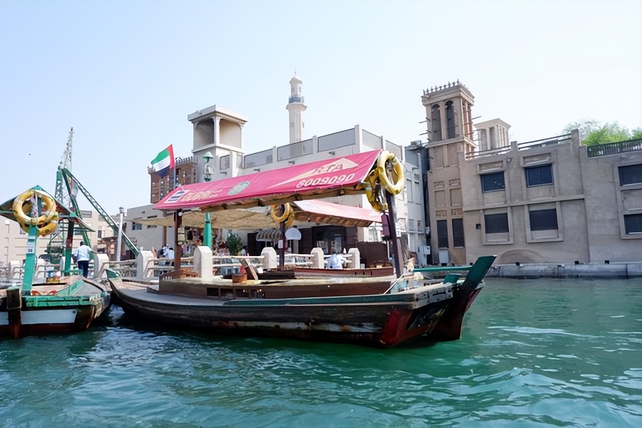 How did Dubai develop from a fishing village? - iNEWS