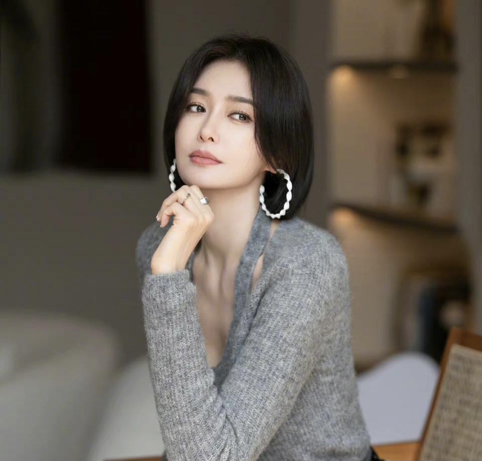 Qin Lan, Wei Daxun, Zhao Liying, Zhang Xincheng, Su Xiaotong, Ouyang Nana, Chun Xia - iMedia
