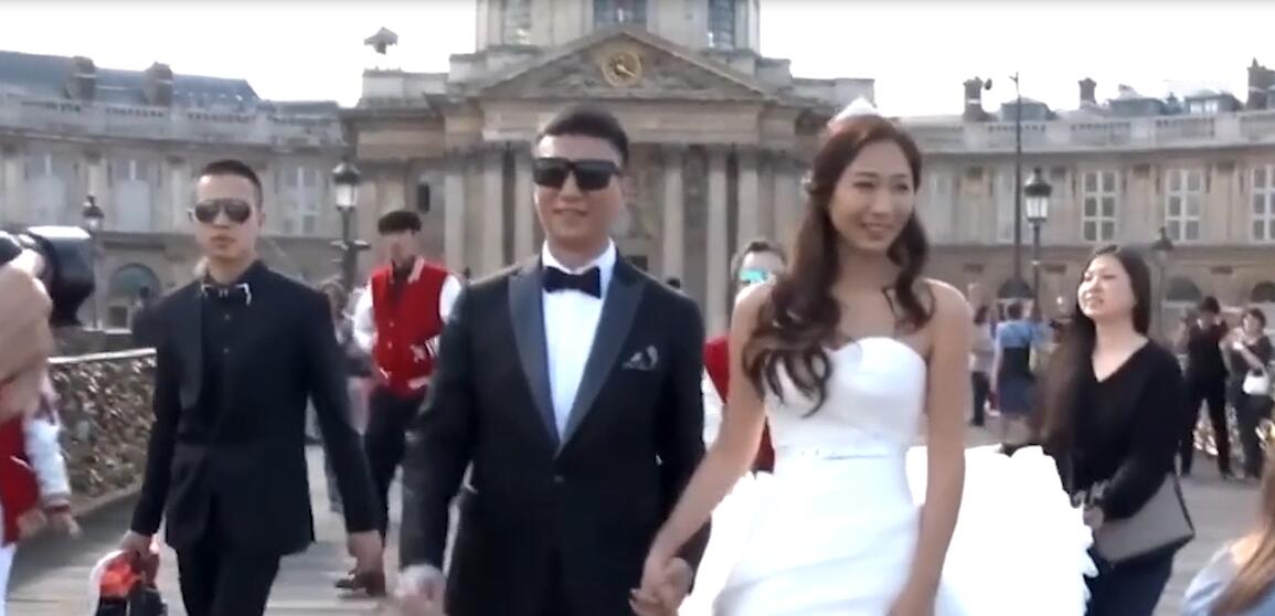 Sun Honglei became popular with Liu Huaqiang, and was said to rely on women to be in power. Ding ...