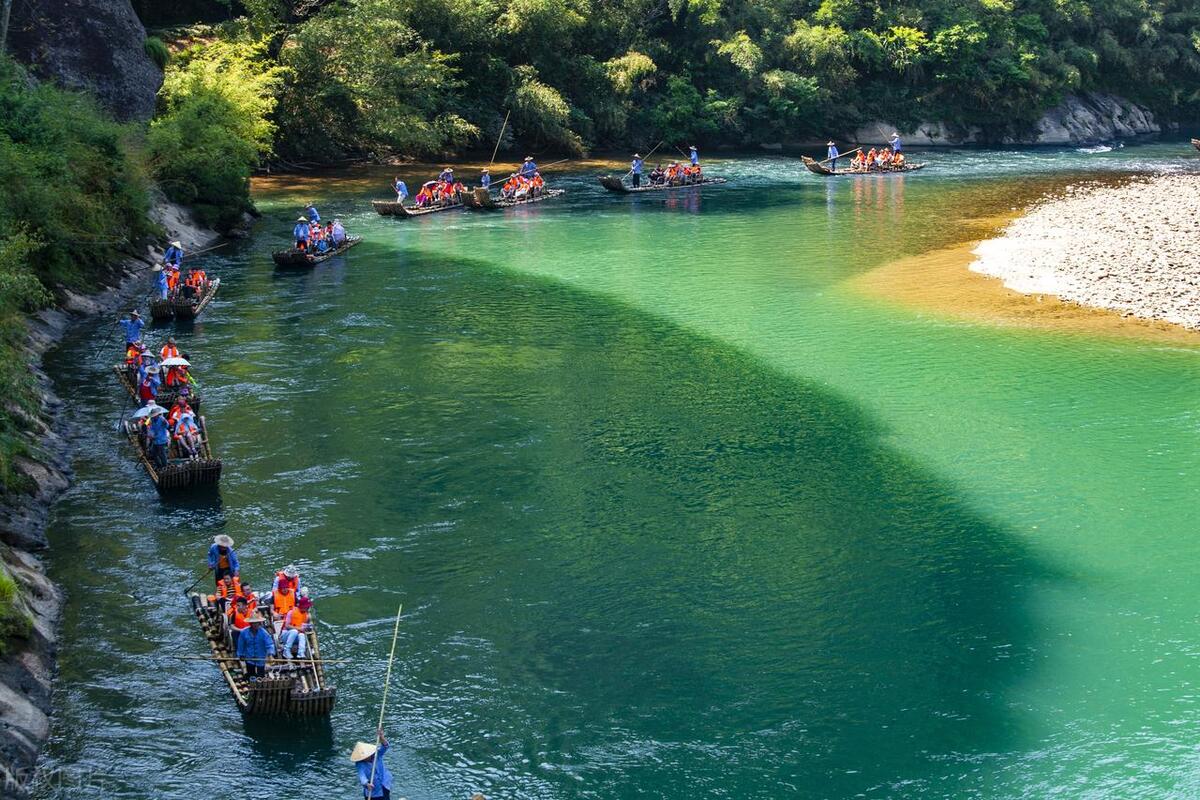 Pursuing the Beauty of Nature and Exploring the Cultural Heritage: The ...