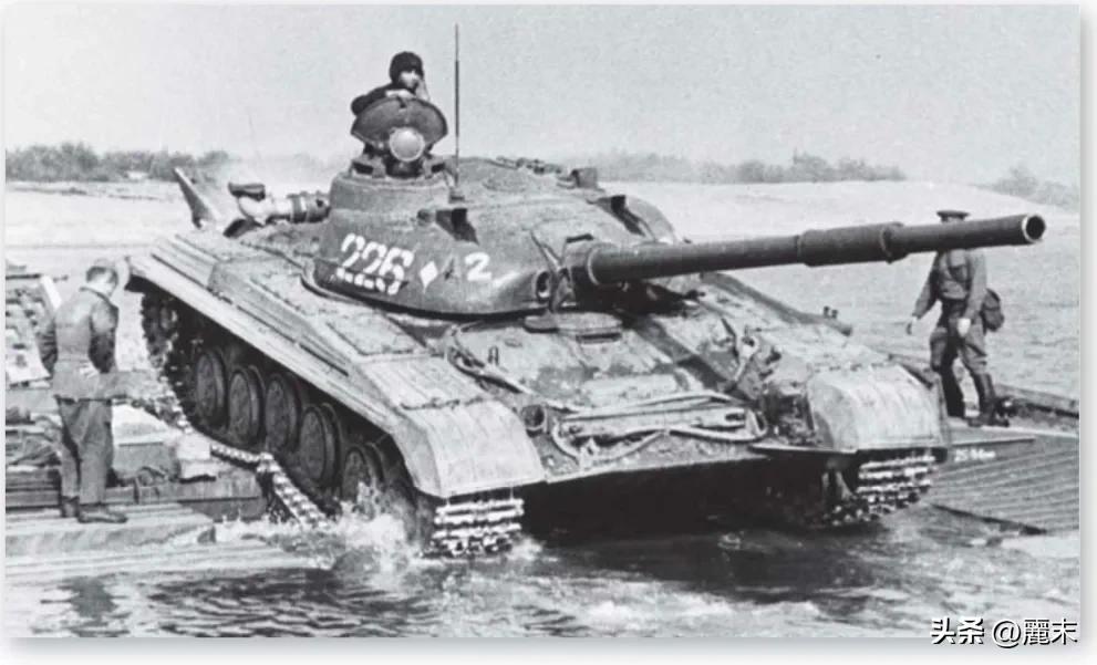 T-80 main battle tank - the last pride of the Soviet Army - iNEWS