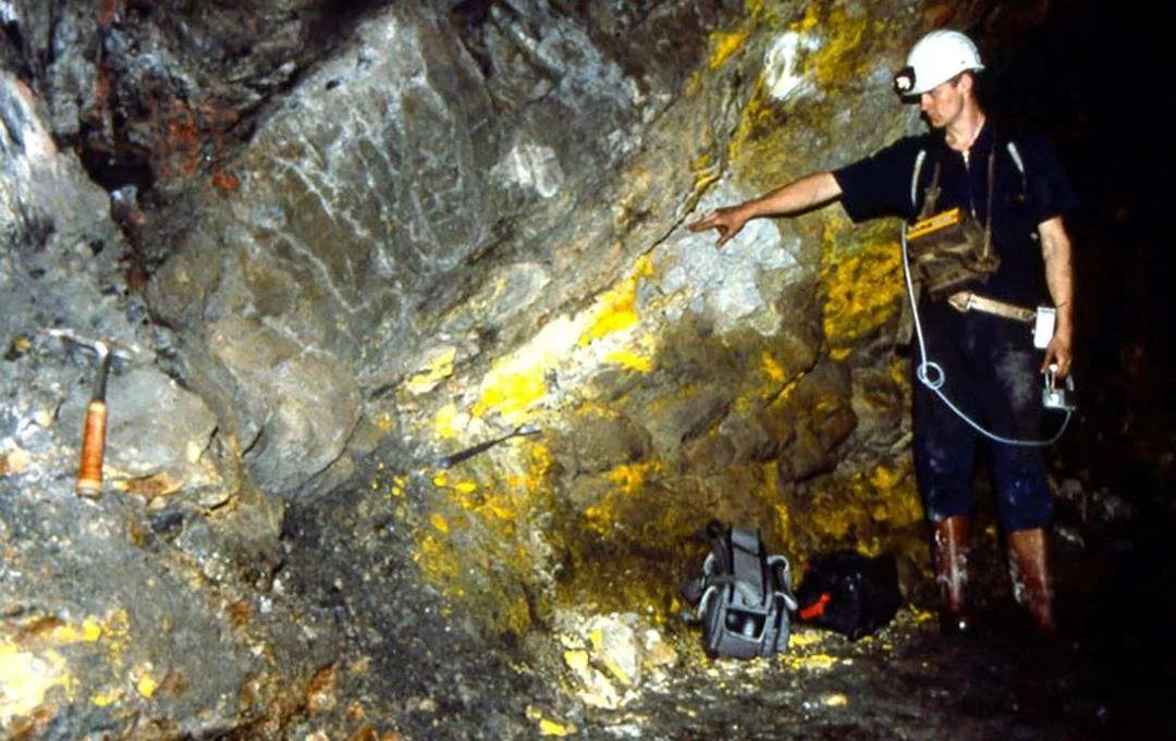 The "high technology" left by prehistoric humans may prove that humans ...