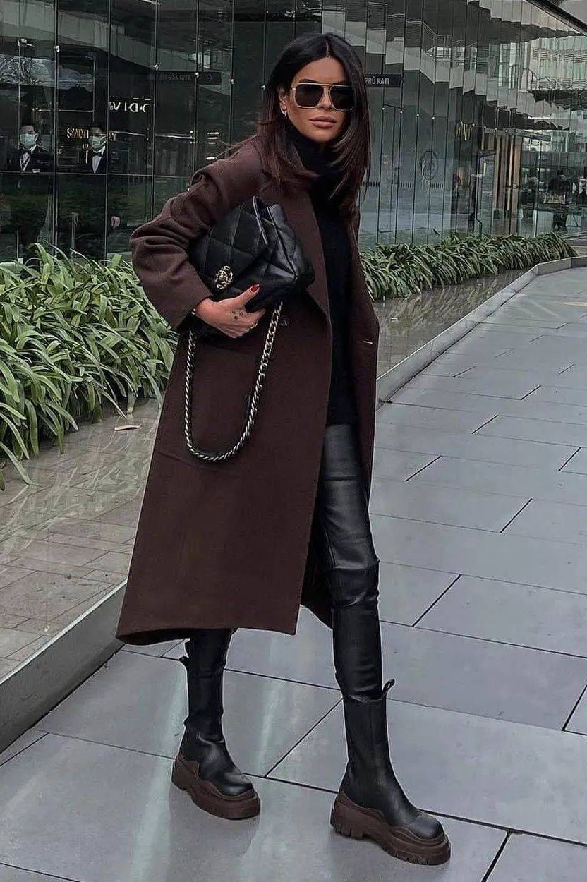 "Pants + boots" is the most fashionable combination in autumn and ...