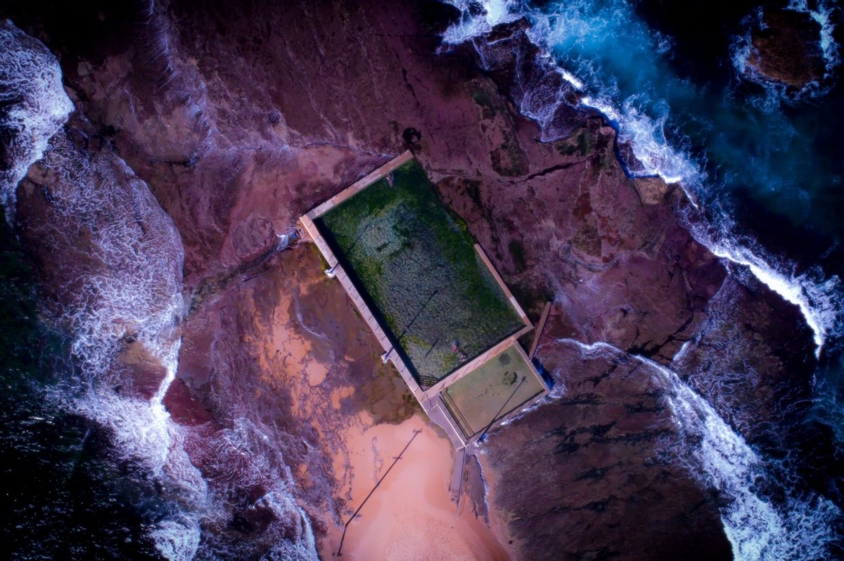 Top 5 Magical Swimming Pools in the World - iNEWS