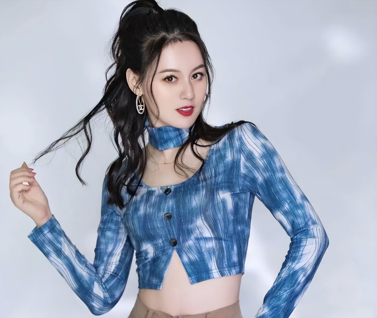 The first sister of internet celebrity is a 40-year-old aunt! Tang Yi ...