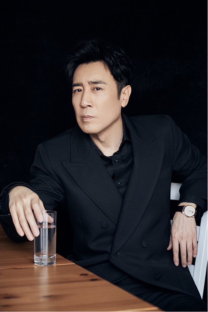 Yu Hewei's strength interprets how charming men are in their careers ...