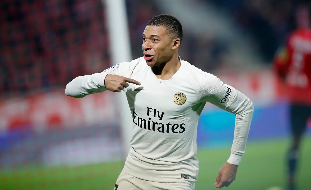 200 million euros! Epic transaction in football: Mbappe's transfer is ...