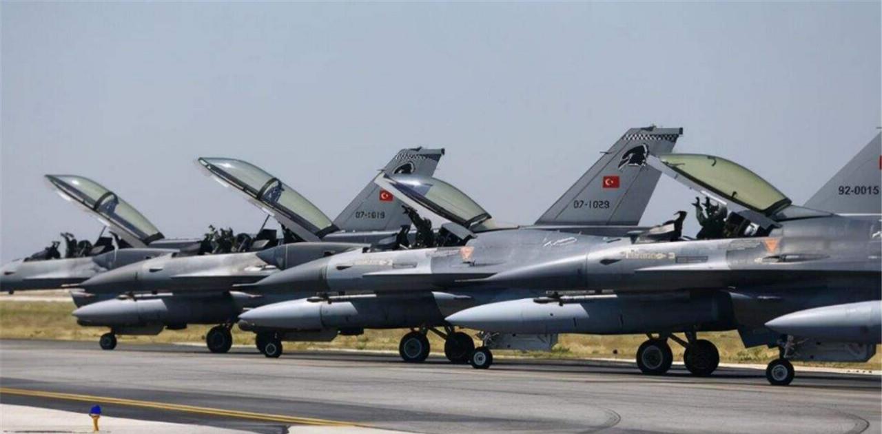 600 retired fighter jets are put up for sale, and more than 300 million ...