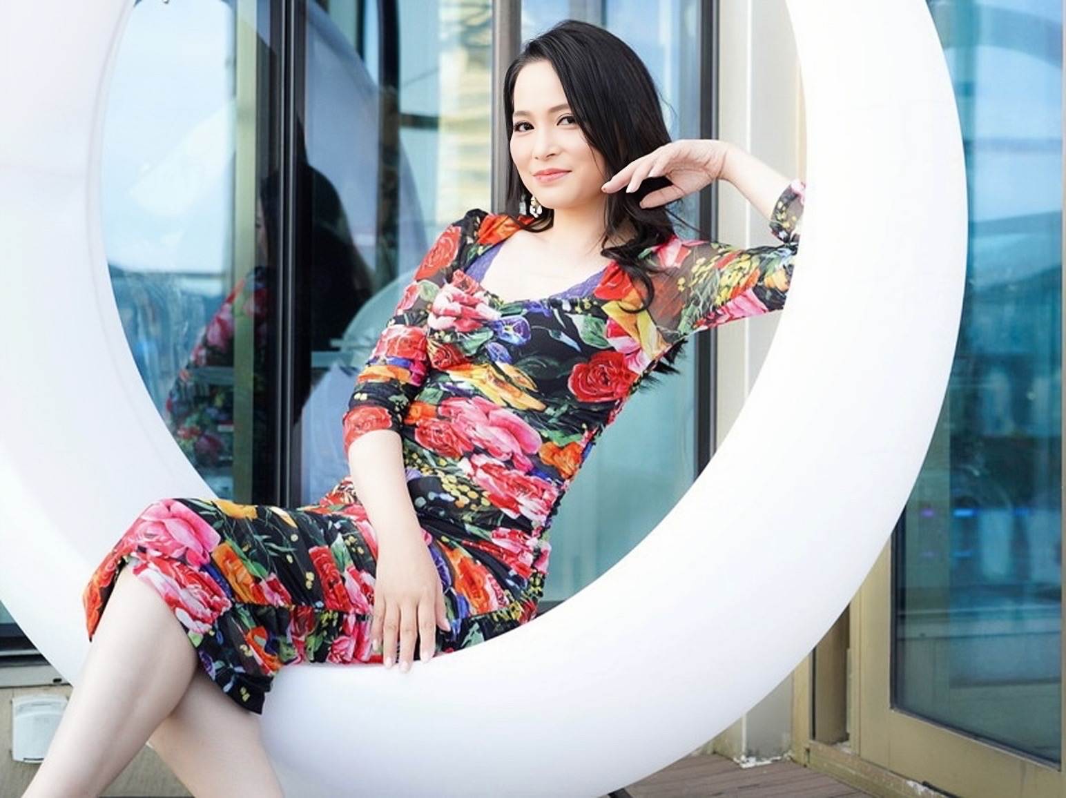 TVB's well-known actress has a strong rejuvenation!The face value is ...