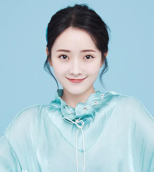Share pictures——beautiful beauty Wang Luqing - iNEWS