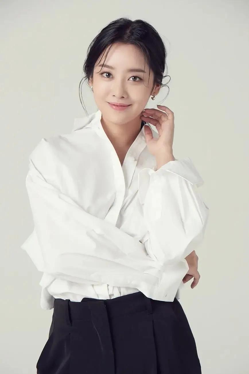 Japanese and Korean star "Cha Joo Young" has a perfect body - iNEWS