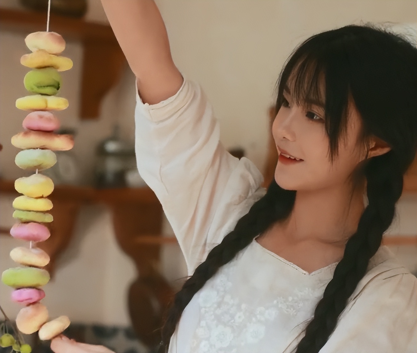 Li Ziqi 2.0?Net red "September" attracts millions of fans by imitation ...