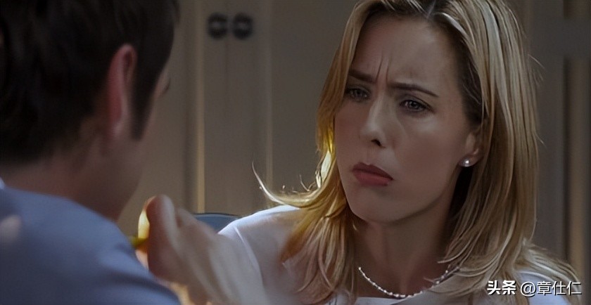 How does the movie "New Money Robber Couple" arouse the audience's ...