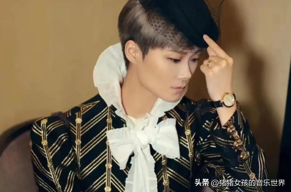 Among the top ten female singers in the Chinese music scene, Faye Wong ...
