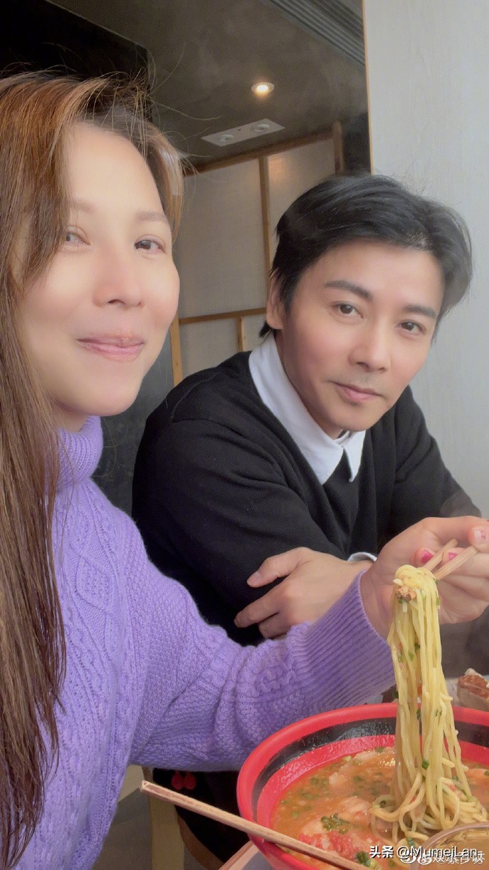 Cai Shaofen and Zhang Jinqing's 15th wedding anniversary - iMedia