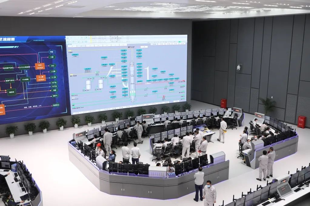 The world's largest coal chemical project under construction in Yulin ...