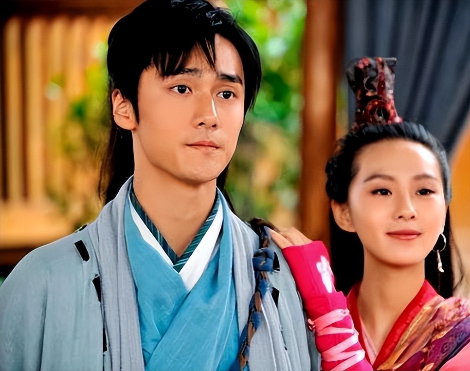 A gentleman on the surface, but in fact a gangster leader, these male ...