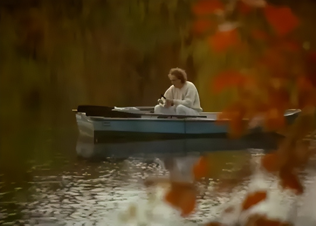 In "Accident and Coincidence", is there a non-linear narrative? How to ...