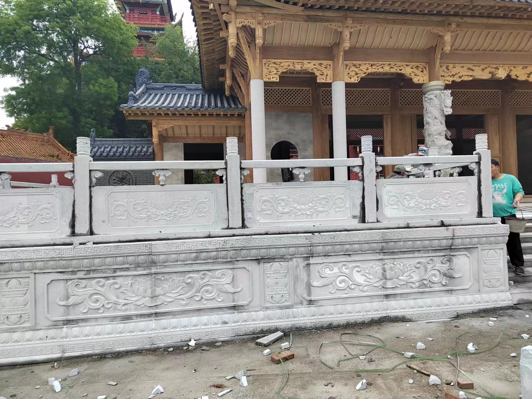 Bluestone railings of ancient buildings: antique and exquisite ...