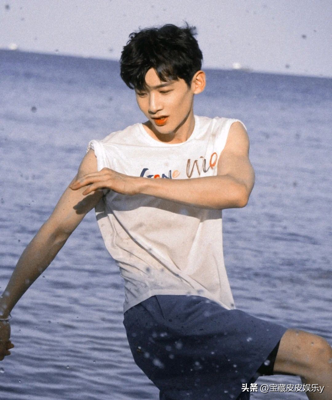 It turns out that Jing Boran had already put the candy in our mouths ...