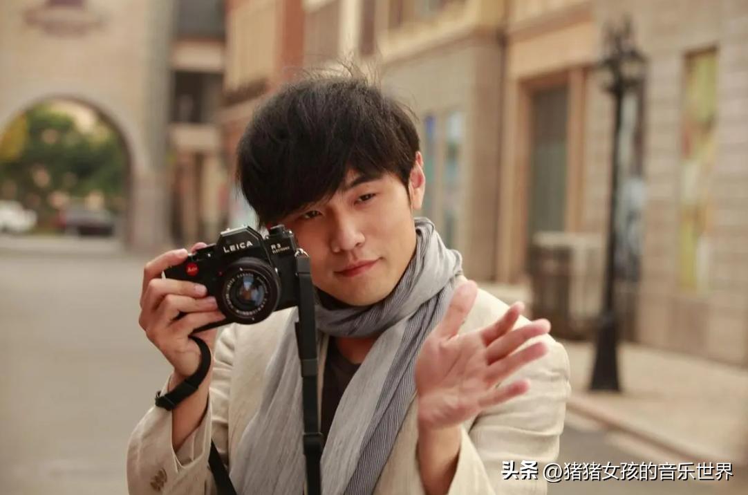 Dao Lang is on the top ten list of male singers in the Chinese music ...