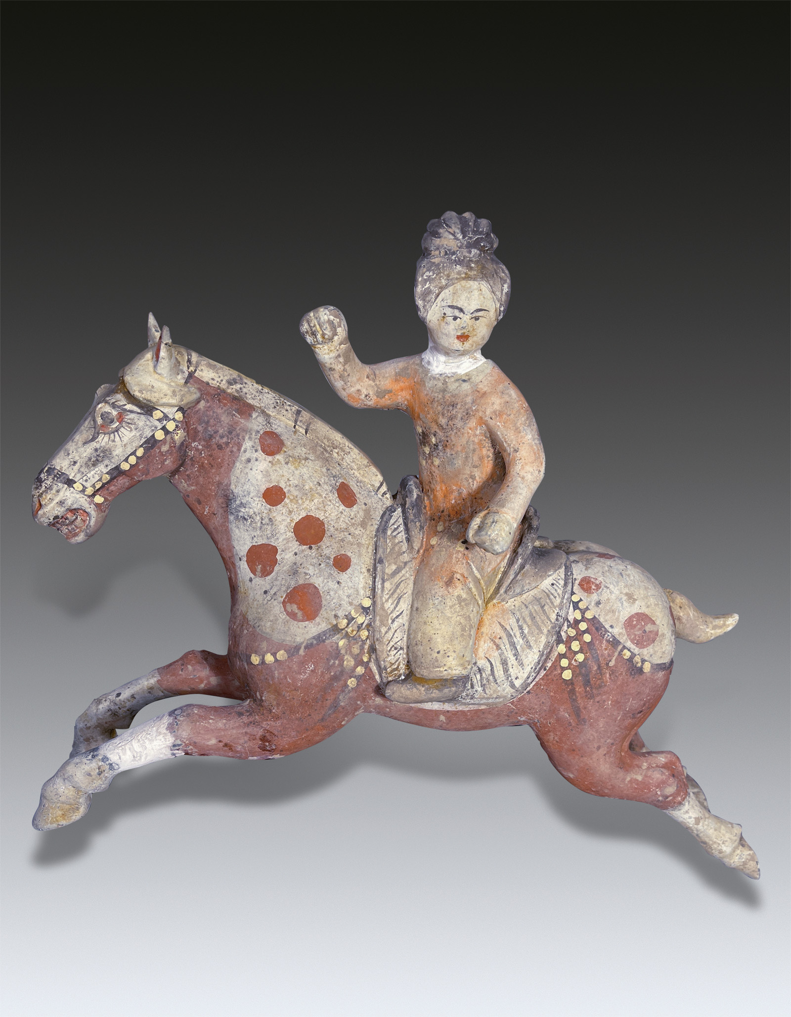 Three Tang Dynasty Tang tricolor pottery figurines - iNEWS