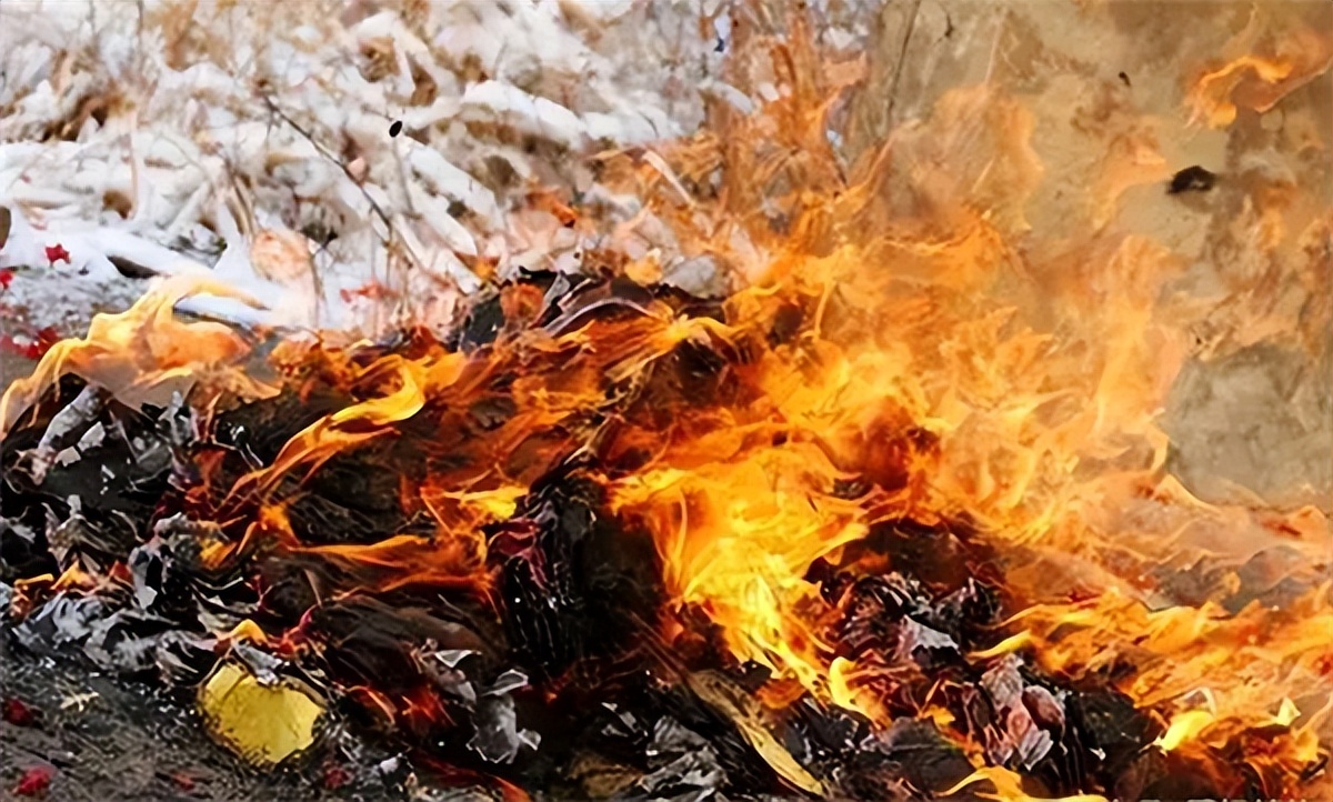 After a person dies, his belongings must be burned, but there are two ...