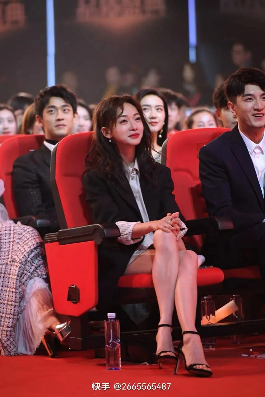 Wu Jinyan activity scene - iNEWS