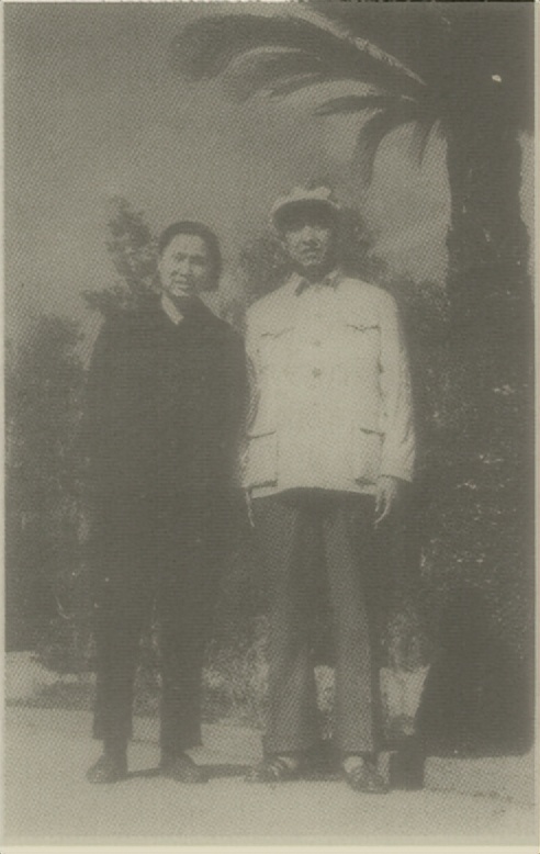 The influence of the family on Hu Feng, and even the thought of ...