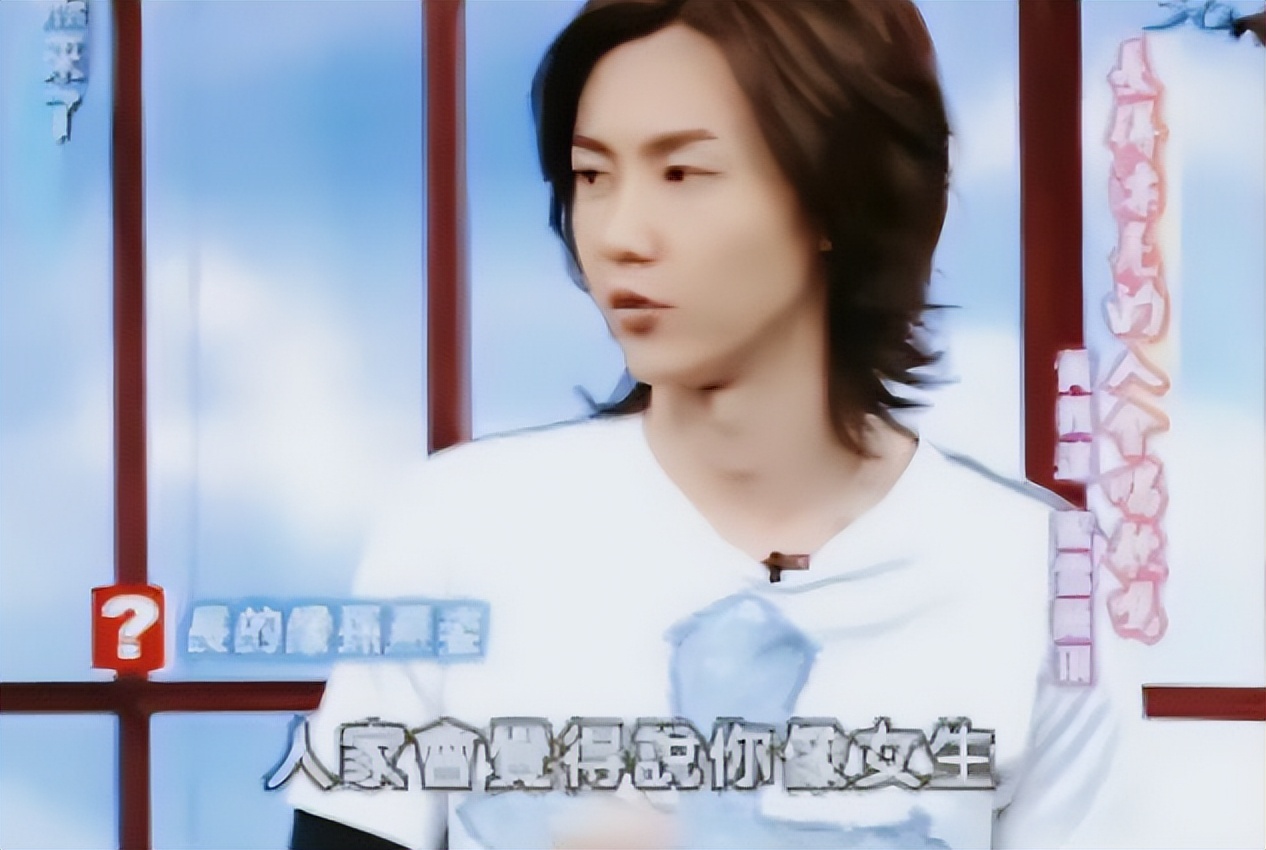 Known as the male version of Stefanie Sun, Huang Yida faded out for six ...