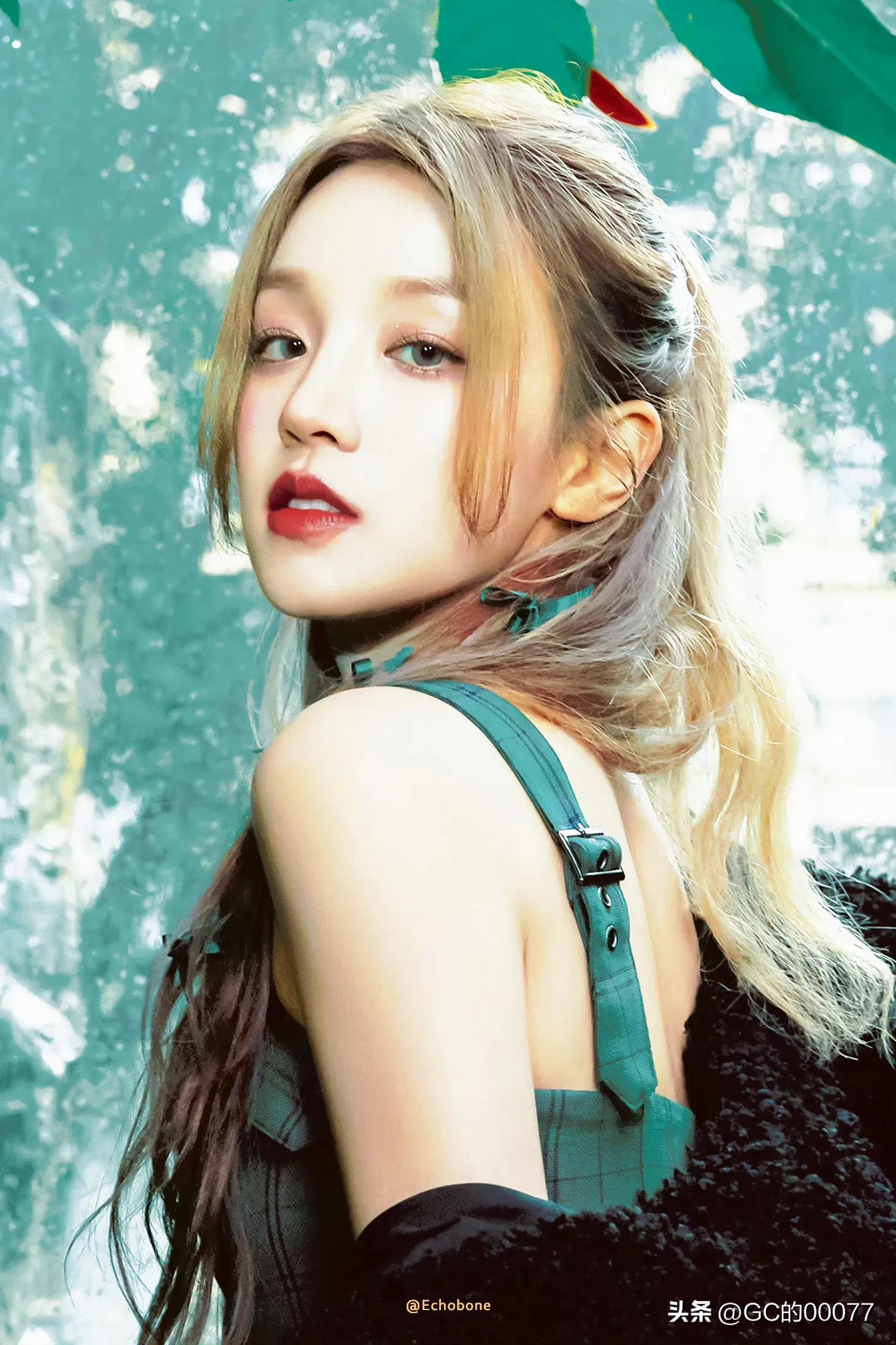 Star picture Song Yuqi - iNEWS