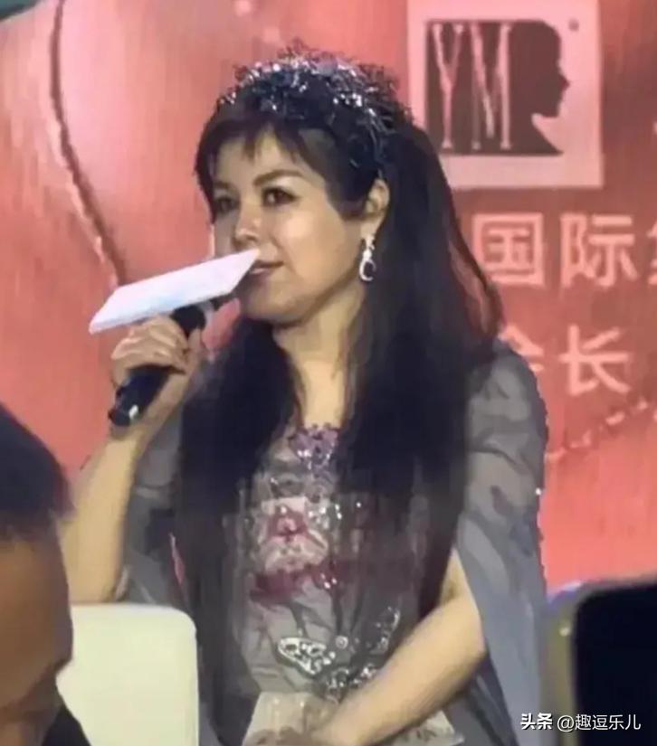 Yu Wenhong's real face was exposed again, she was dressed cheaply, and ...