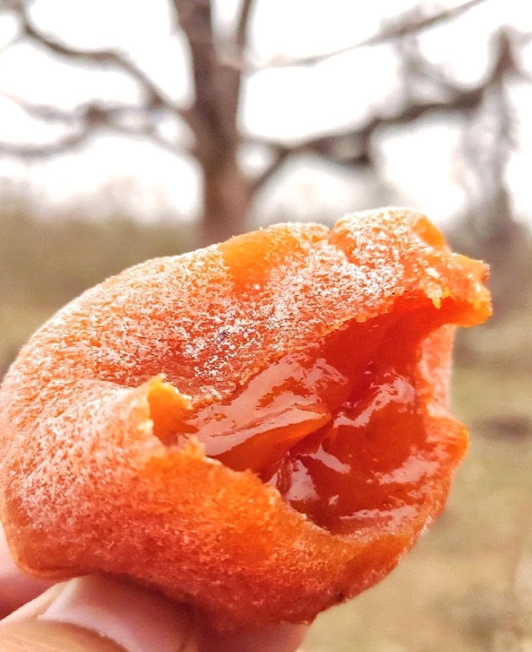 A winter delicacy treasured by the northerners, this Fuping persimmon ...