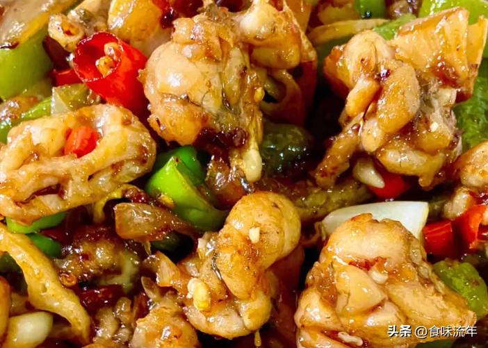 Tender, fresh and spicy dry pot bullfrog, simple to cook, delicious to ...