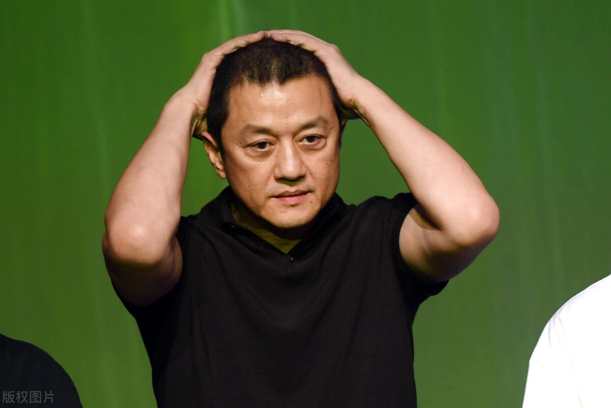 In the 10th edition of "Swordsman", he was Linghu rushing to the ...