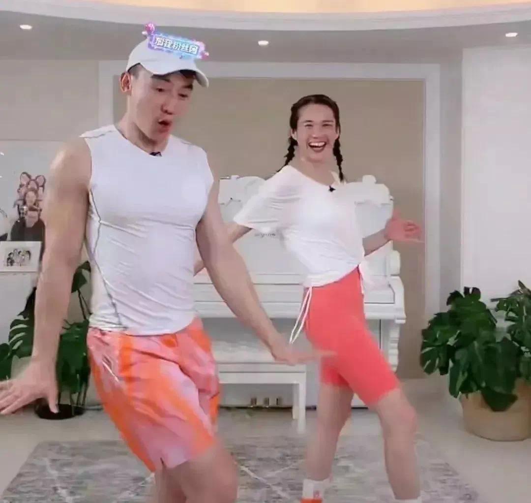 This time, it was the turn of 40-year-old Liu Genghong to "roll over ...