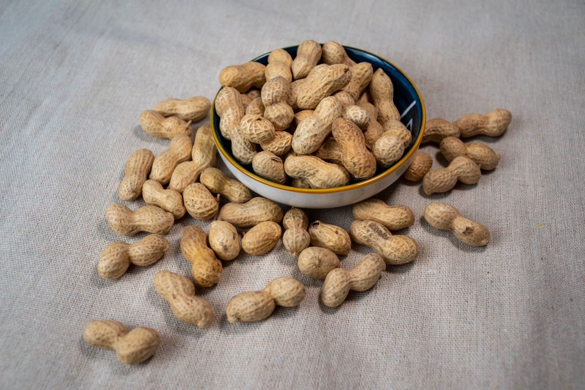 Can eating peanuts keep you healthy? The study found that peanuts can ...