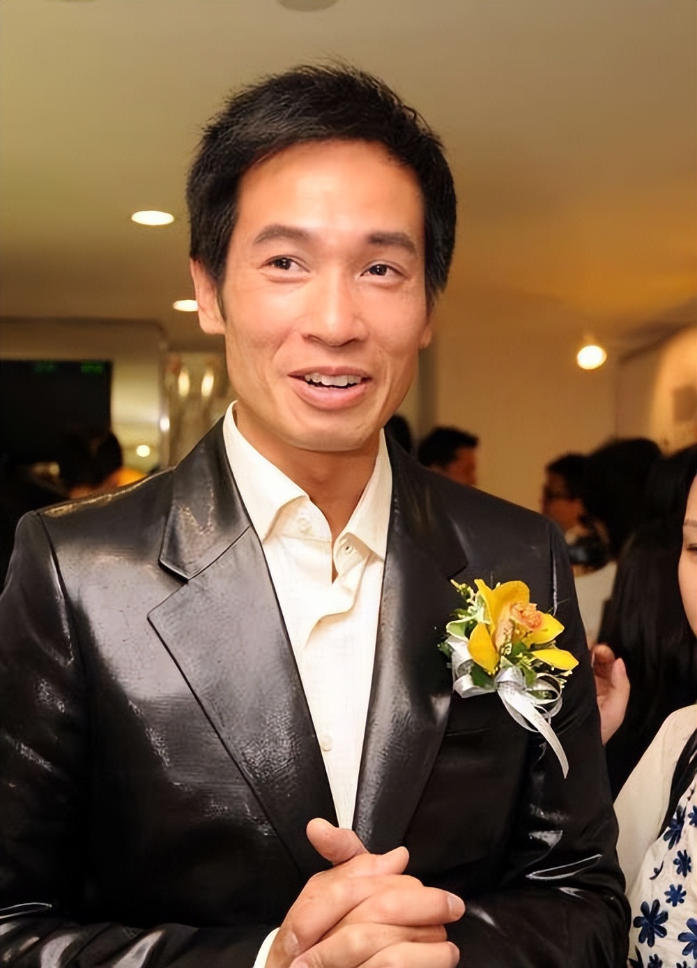 Chen Hao earned 168,000 yuan by singing two songs, and the aunts rushed ...