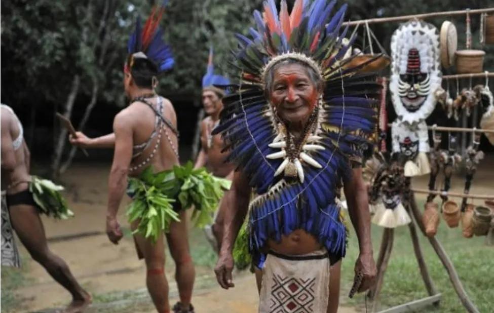 The most primitive tribe in Africa: Advocates nature and likes to use ...