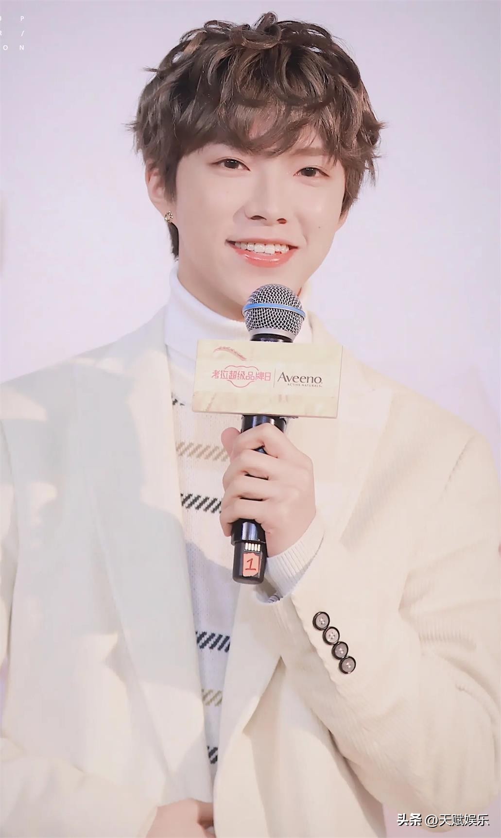 Popular male singer Lu Dinghao's beautiful picture (1) - iMedia