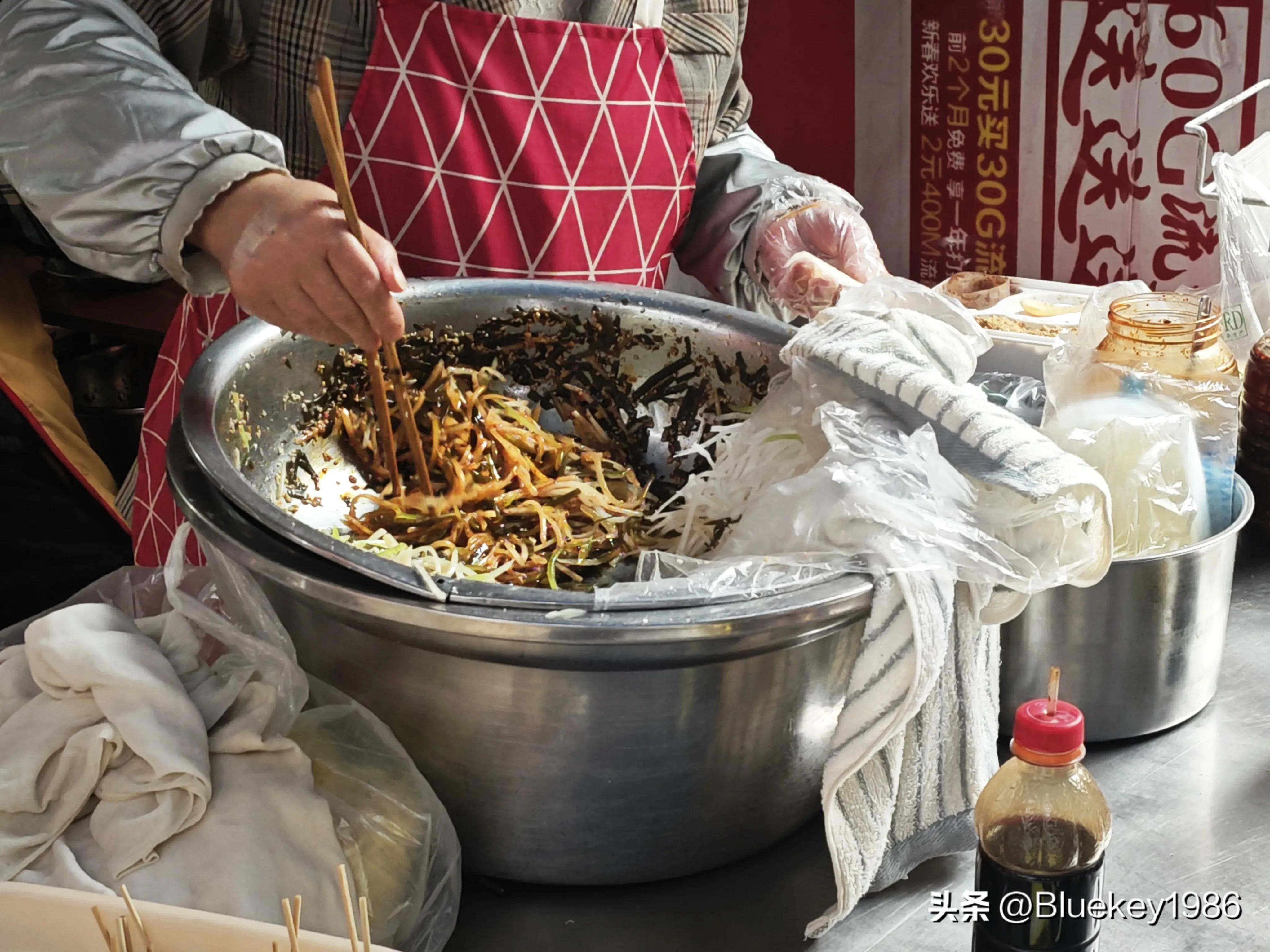 Mianyang Food Sharing (4): Spring Rolls from a Time-honored Brand on ...