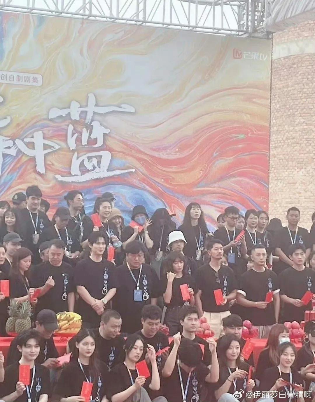 The new drama "Another Kind of Blue" starring Song Qian and Zhou Yumin ...